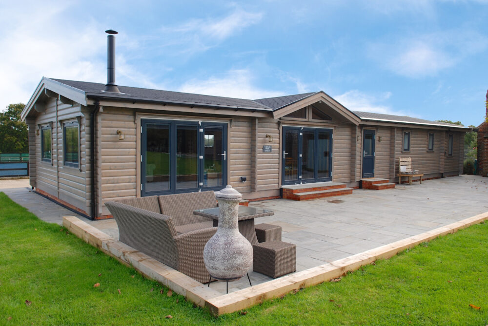 Windermere 3 Bedroom Log Home / Annexe | Norwegian Log